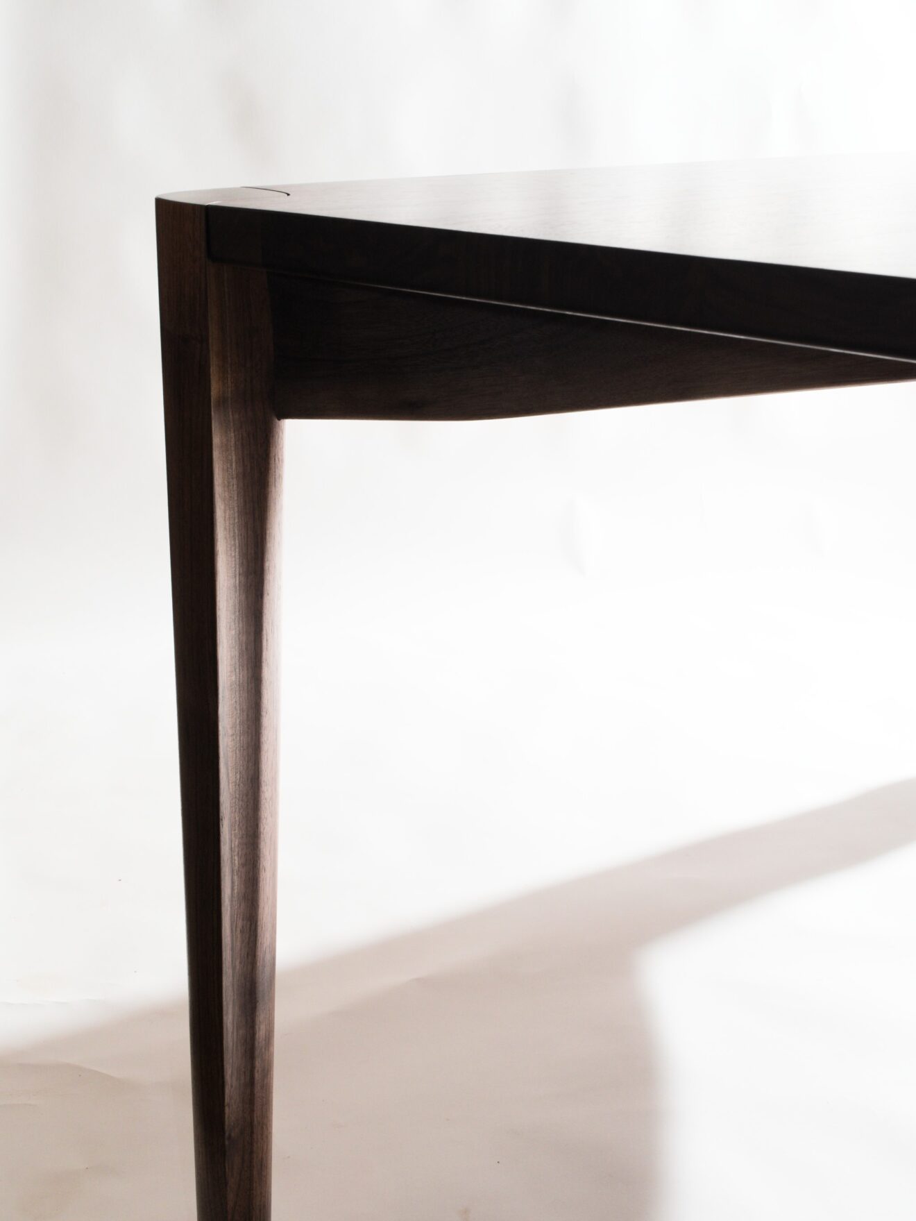 The 10 Most Important Things to Know Before Buying a Custom Dining ...